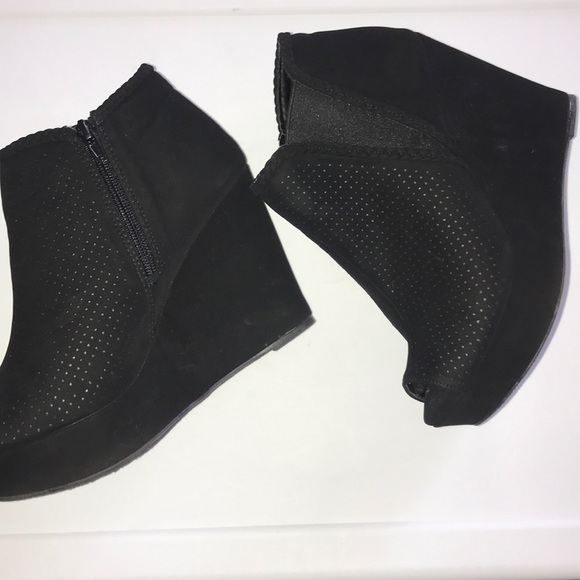 Report | Shoes | Report Platform Wedge Booties 85 | Poshmark